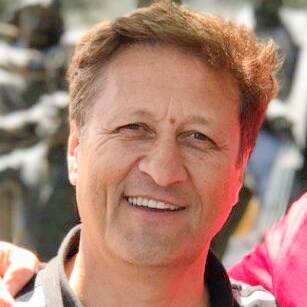 100 Notable Alumni of University of Manitoba [Sorted List]